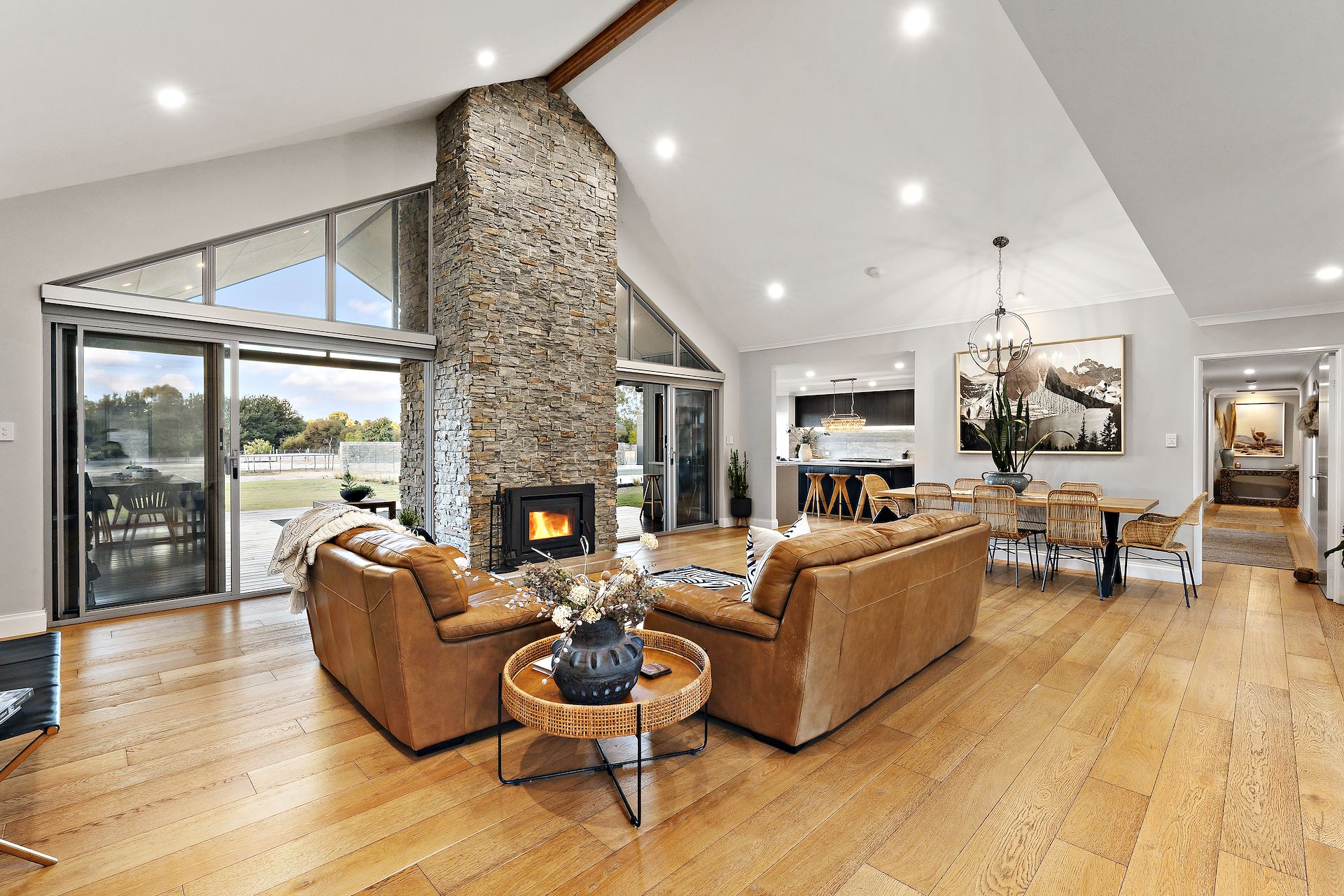 90 Stacey Rise, Lake Clifton, WA 6215